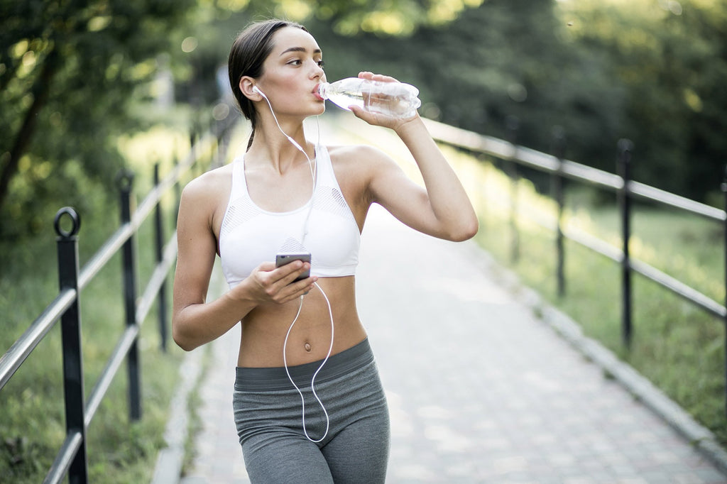 10 WAYS DRINKING MORE WATER WILL MAKE YOU FEEL AMAZING | Tropeaka