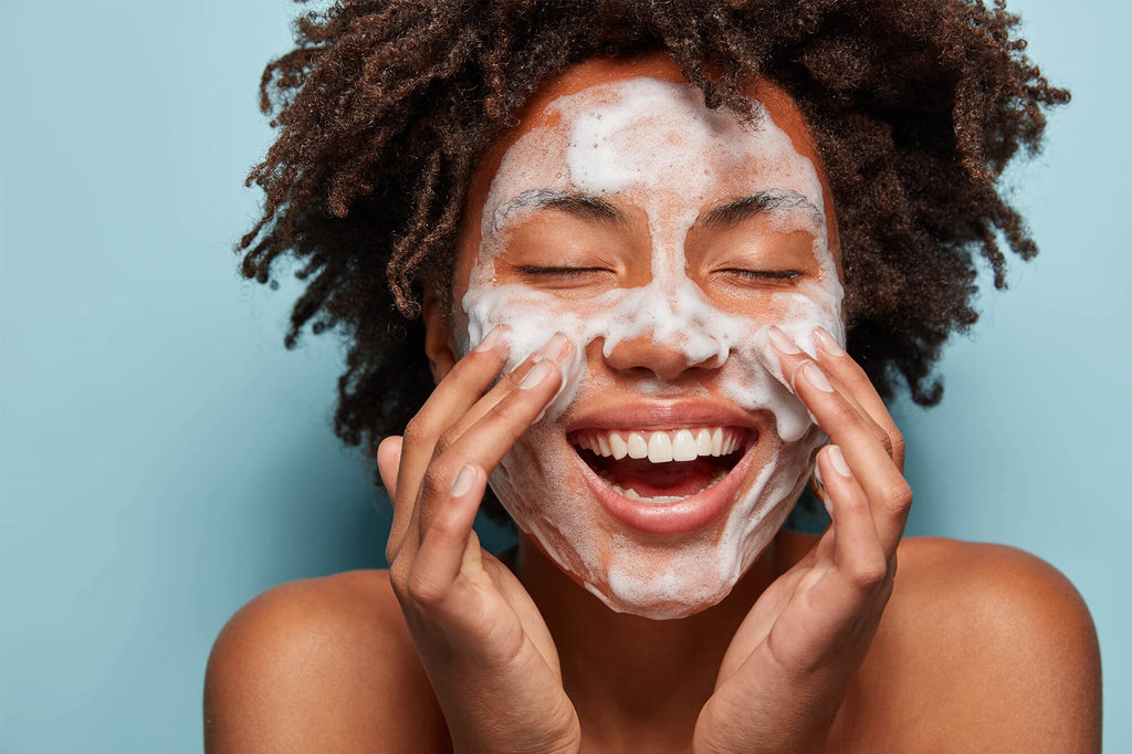 14 HABITS TO STEAL FROM PEOPLE WITH GREAT SKIN | Tropeaka.com.au