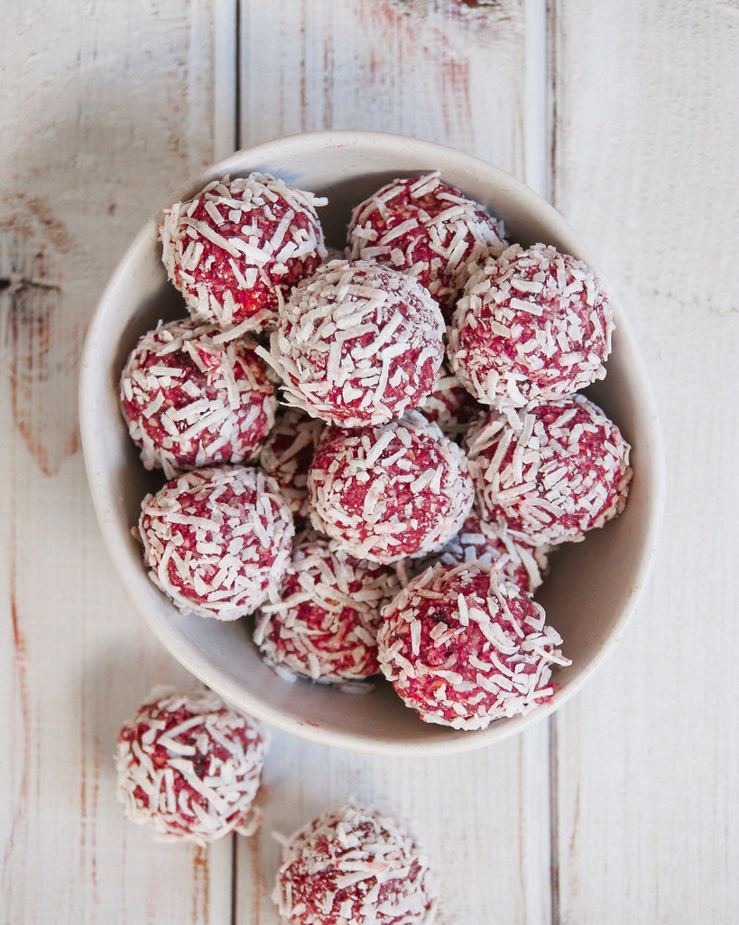 VERY BERRY BLISS BALLS | Tropeaka